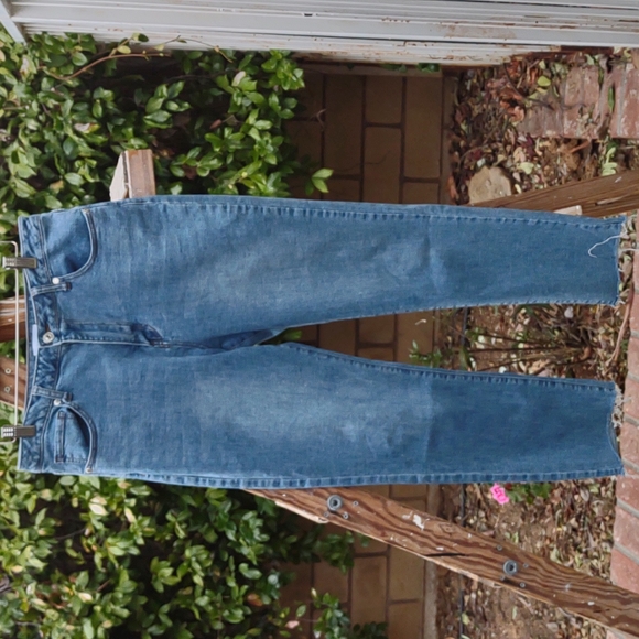 Forever 21 | Jeans | Forever 2 High Waist Straight Raw Hem Jeans 3 ...